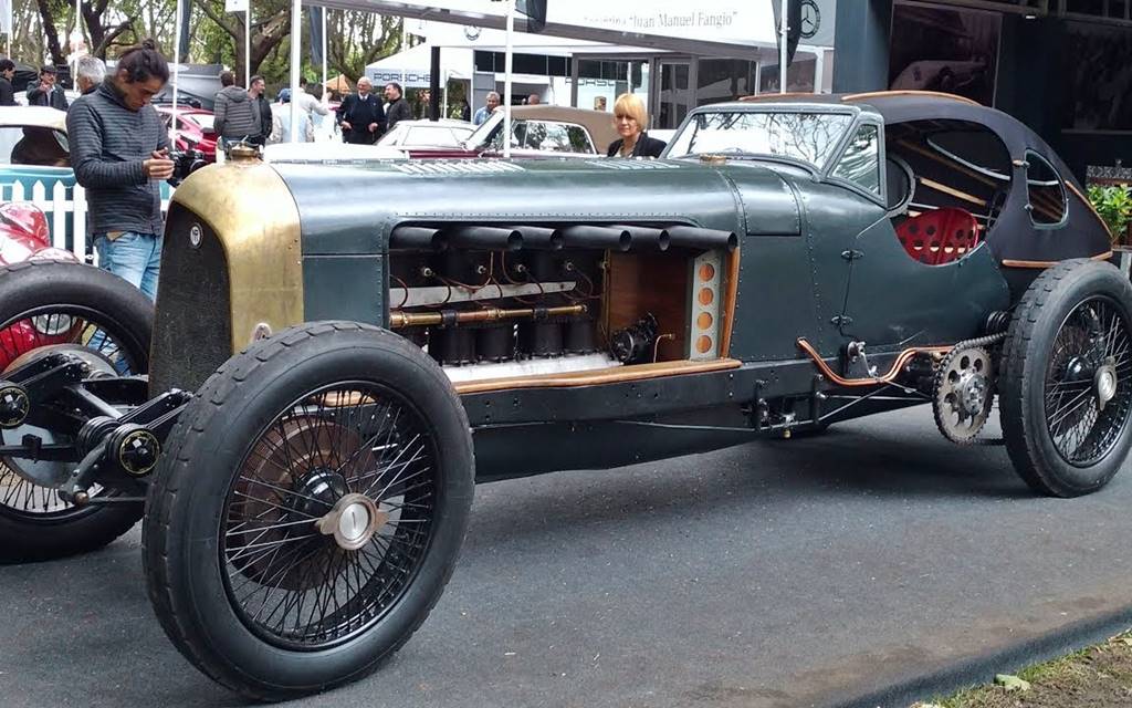 Nicola Romeo by Pur Sang: Digno homenaje a la velocidad