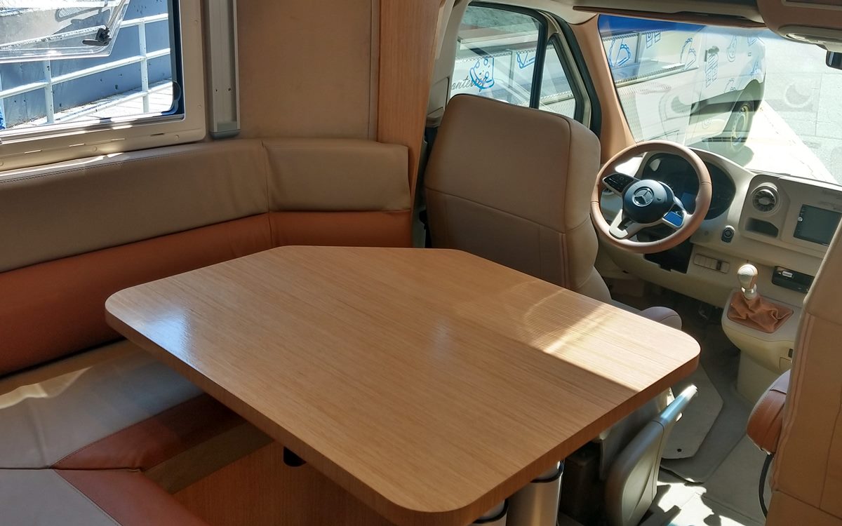 Mercedes-Benz Sprinter Motorhome: Vacaciones de alta gama